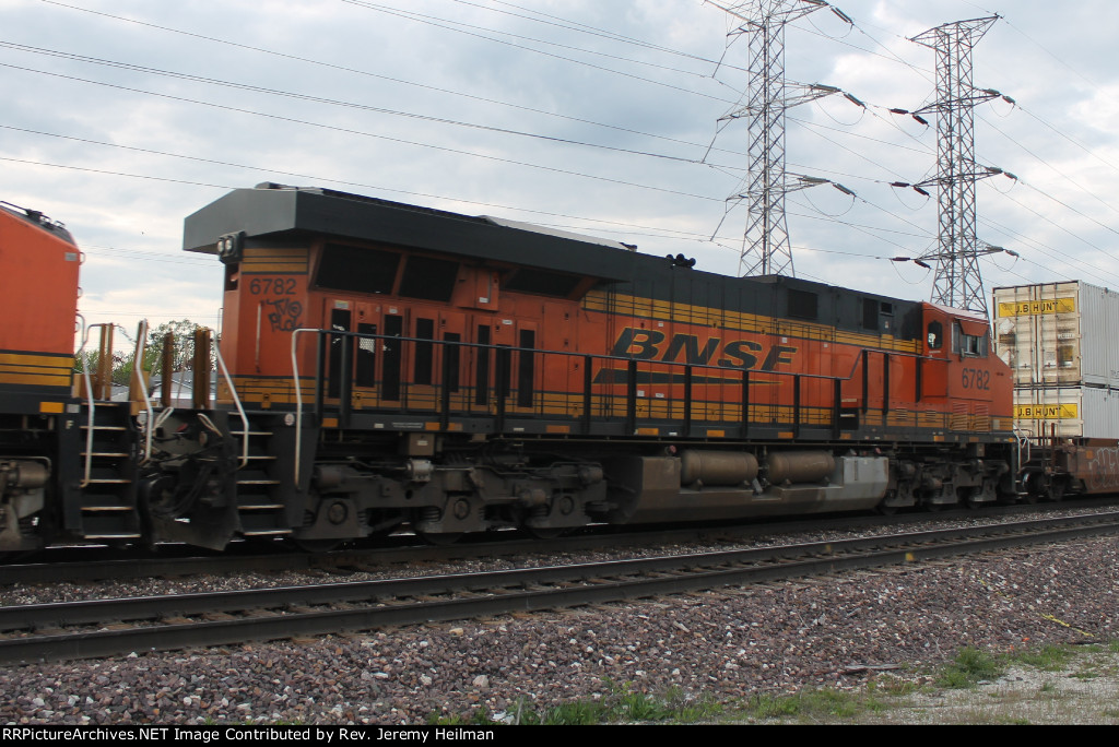 BNSF 6782 (1)